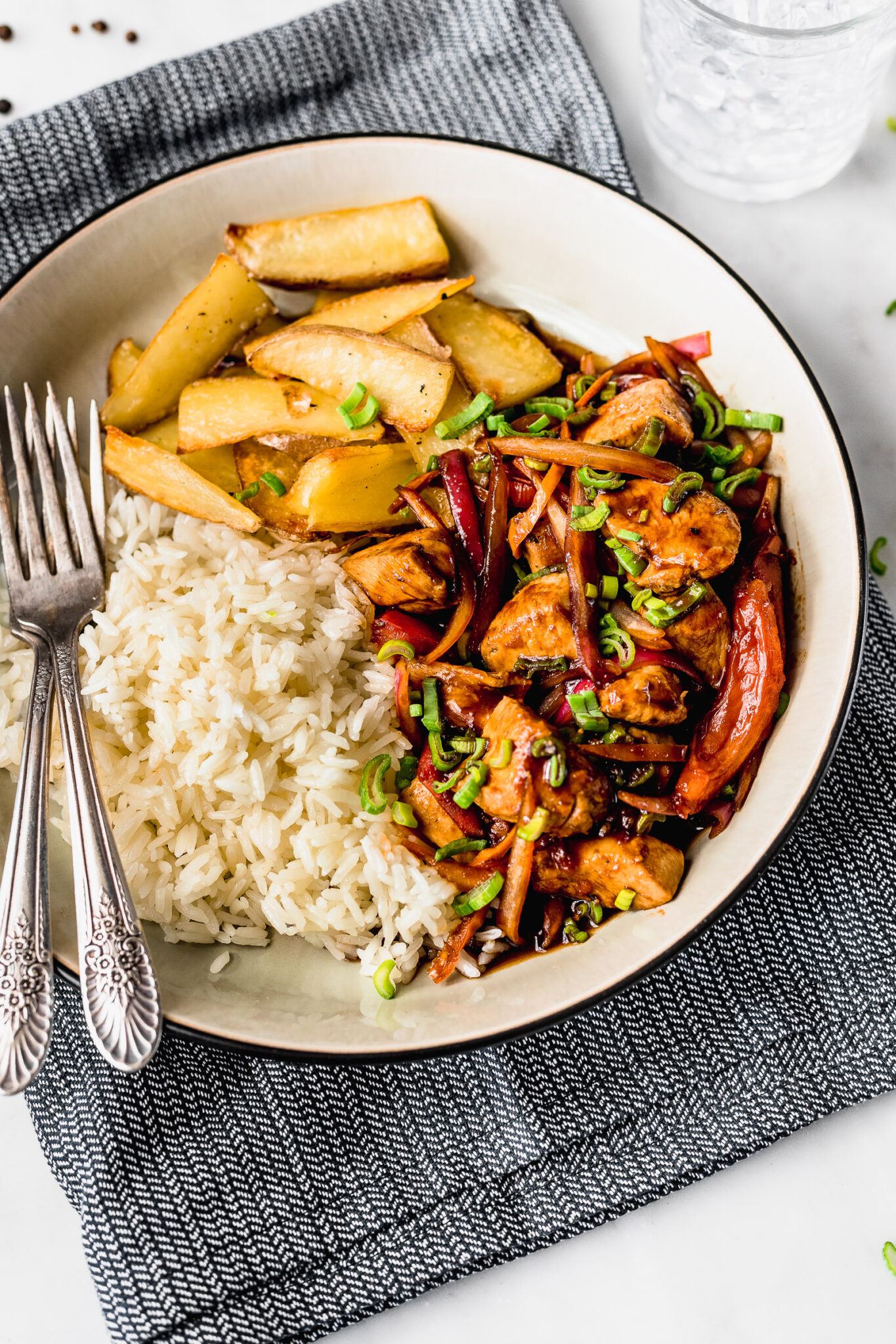 Peruvian Chicken Stir Fry (Pollo Saltado) | Cravings Journal