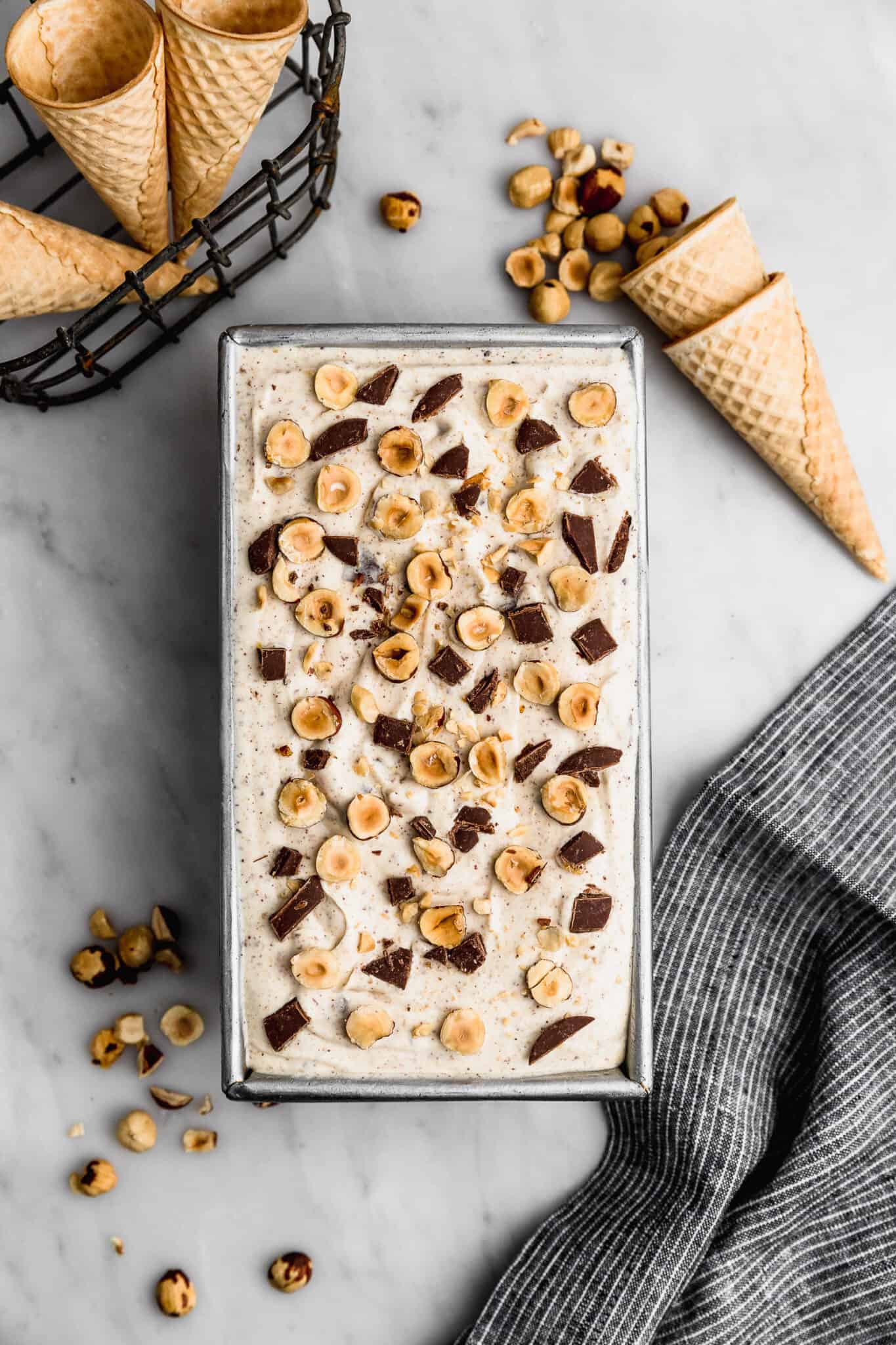 No-churn hazelnut ice cream with chocolate chunks | Cravings Journal