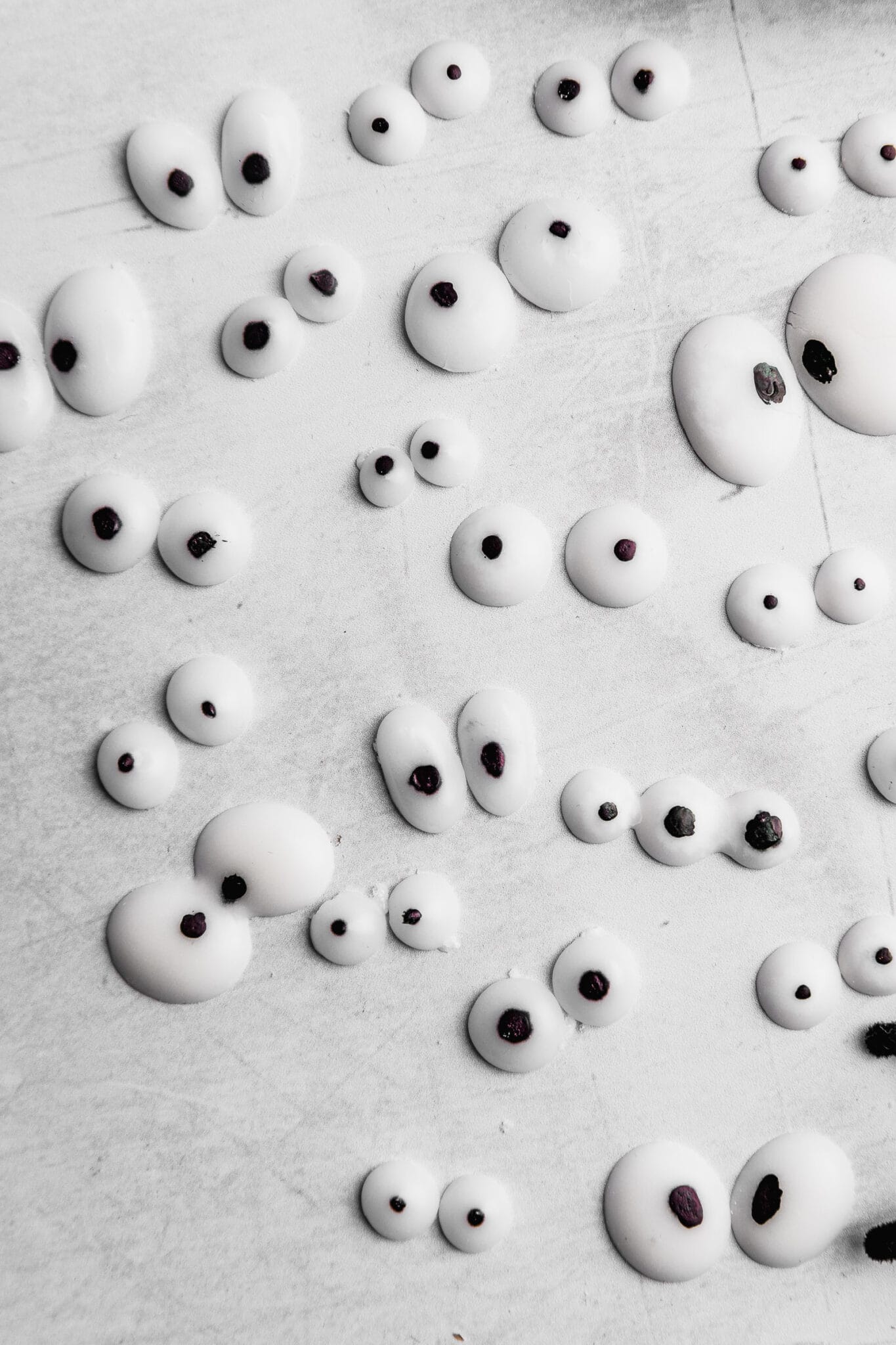 Royal icing eyes for Halloween | Cravings Journal